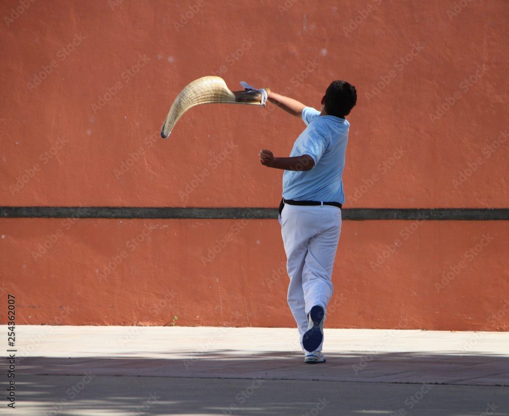 Surf & Basque Pelota Pack - Surftrip - Surfschool Hossegor